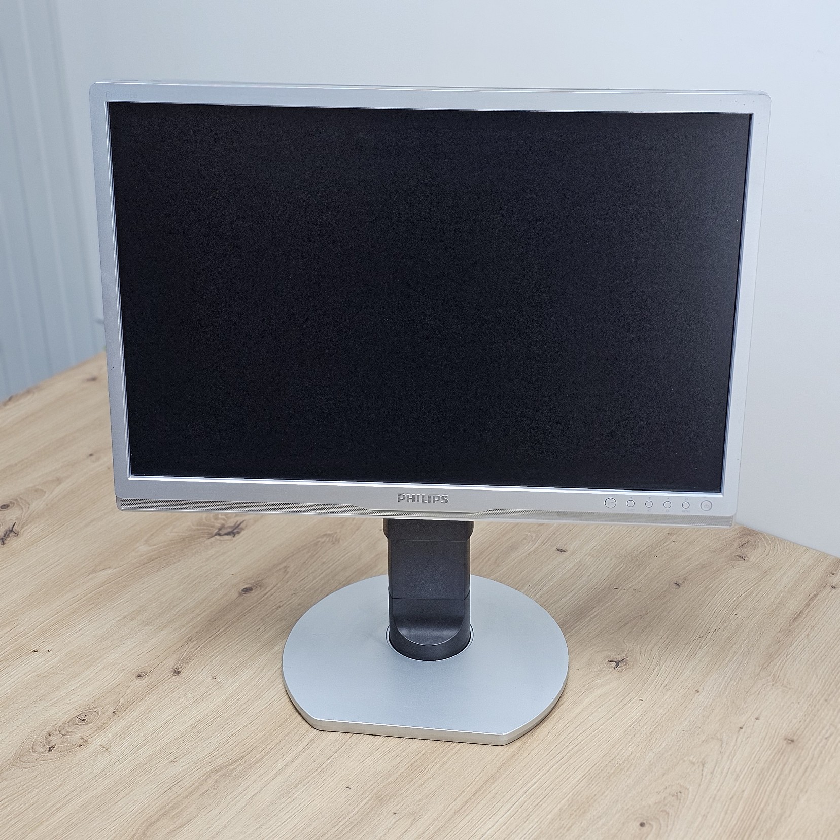 Monitor Second Hand, PHILIPS Brilliance 220BW, LED, Diagonala 22 inch ...