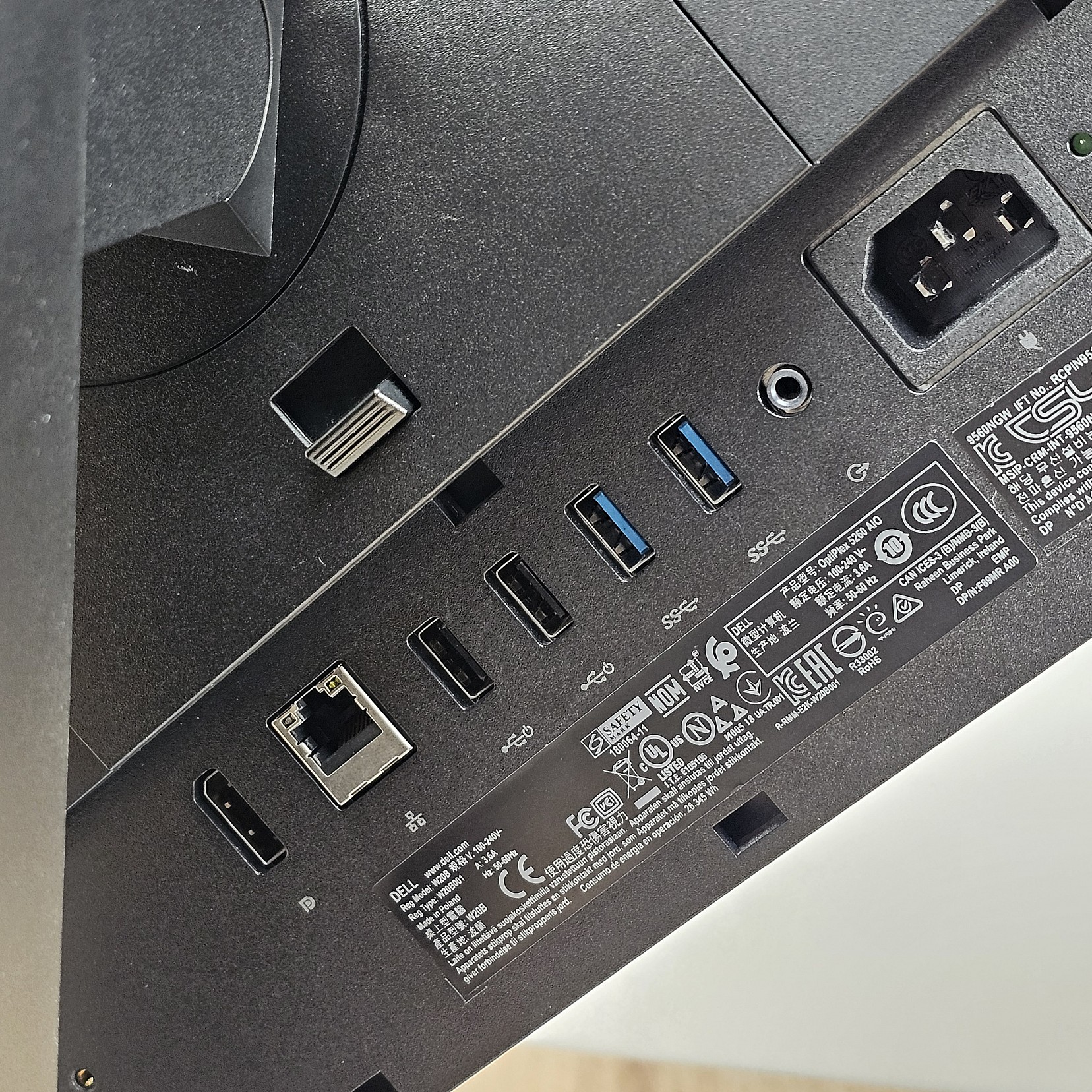 ALL IN ONE Refurbished, DELL OPTIPLEX 5260 AIO, Procesor I5 8500 ...