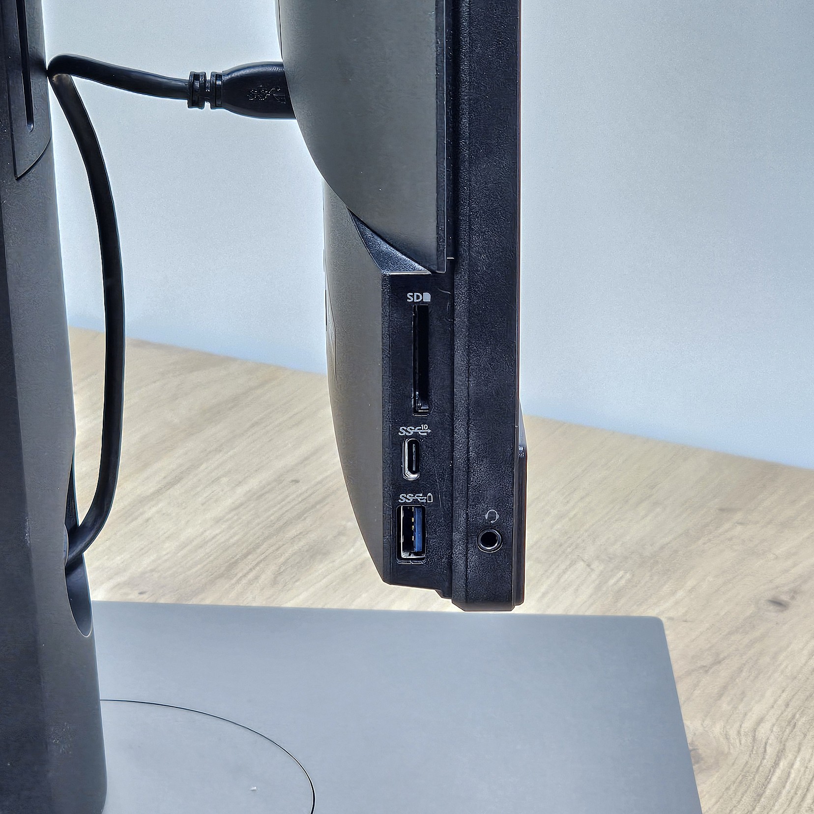 ALL IN ONE Refurbished, DELL OPTIPLEX 5260 AIO, Procesor I5 8400 ...